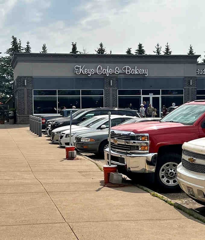 A full parking lot is always a good sign that something delicious is happening inside.
