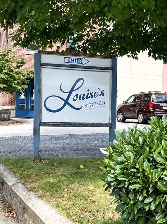 Sometimes the simplest signs point you toward the most memorable meals, and this one's definitely not lying about what's inside.