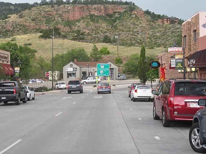 Those dramatic red cliffs framing downtown create scenery that belongs on postcards people actually send.