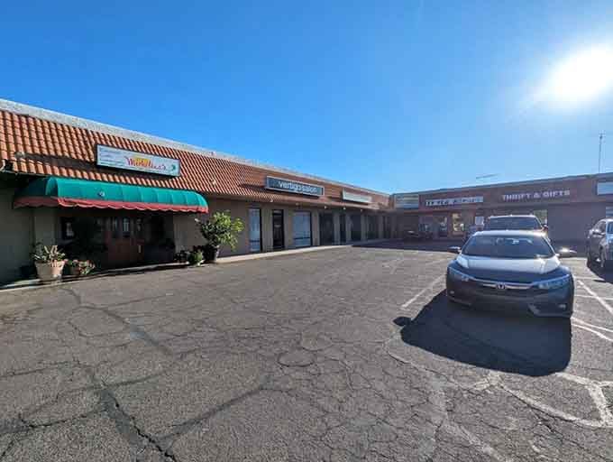 Strip mall parking that's actually easy? Now that's almost as impressive as the pasta inside.
