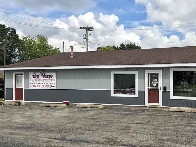 De'Vine Floral Designs brings a touch of beauty to this outdoor paradise, because even nature lovers appreciate flowers.