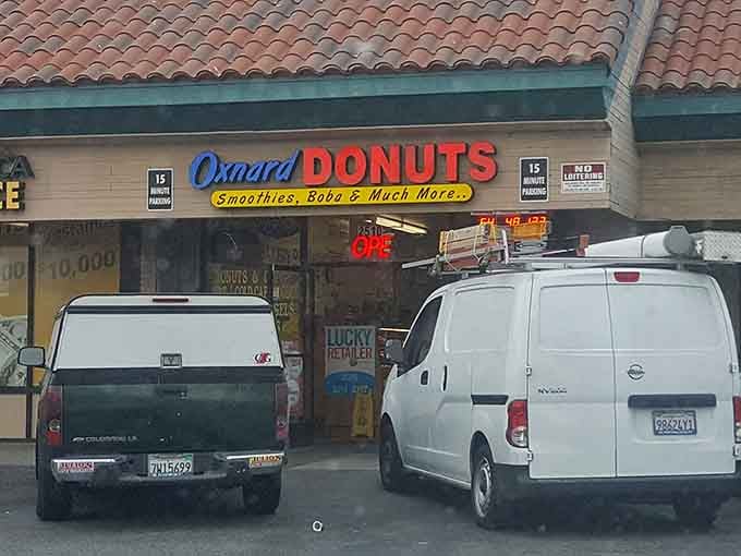 The unassuming exterior that locals recognize as the gateway to the best donuts in Ventura County, period.