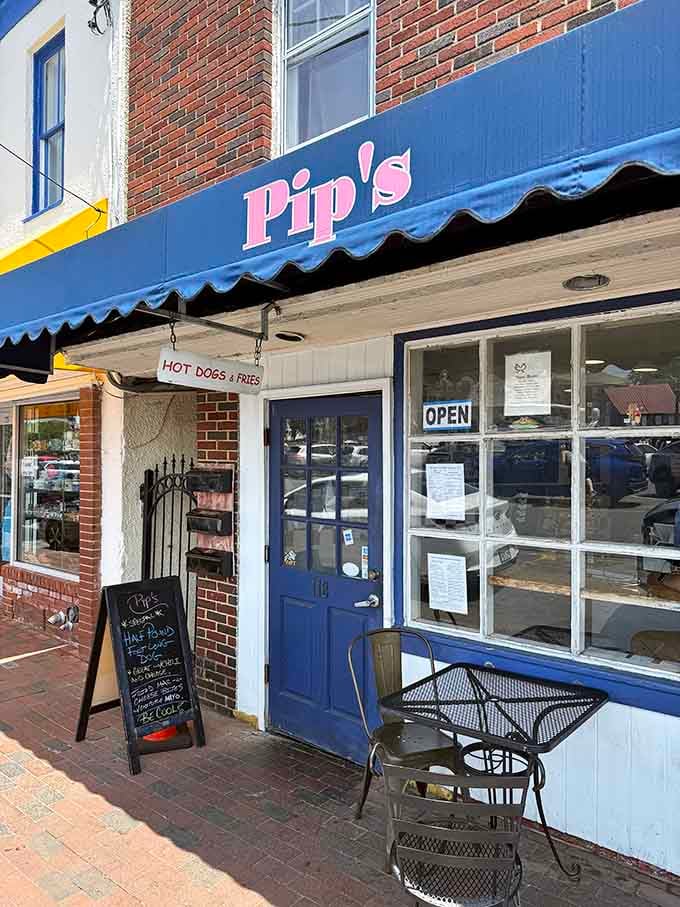 The outdoor seating area where you can enjoy your affordable feast while soaking up the Annapolis street scene.