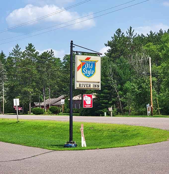 The Old Style sign beckons from the roadside, a beacon guiding wing lovers to their crispy destination.