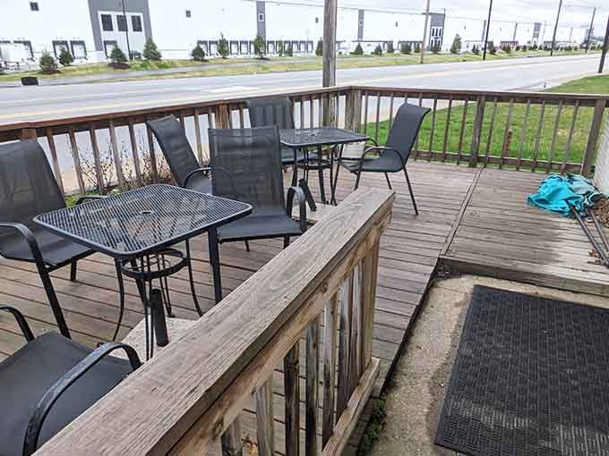 Outdoor seating lets you enjoy your meal while pretending it's perpetually 1957 outside too.