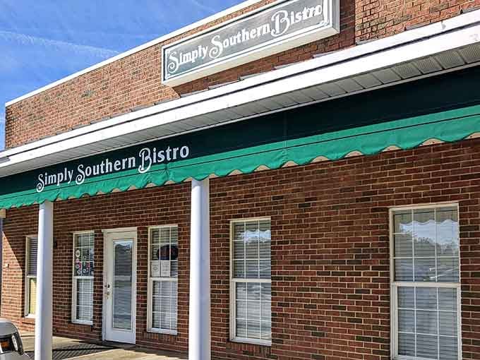 Simply Southern Bistro's brick facade hints at the comfort food treasures waiting inside for hungry diners.