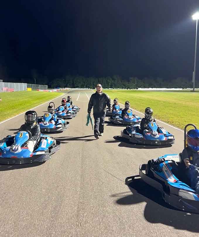 Under the lights, a full grid awaits the green flag for evening racing when the Florida heat finally surrenders.