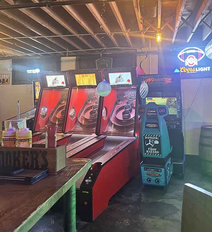 Classic arcade games and skee-ball lanes turn dinner into an evening of nostalgic fun, just like the good old days.