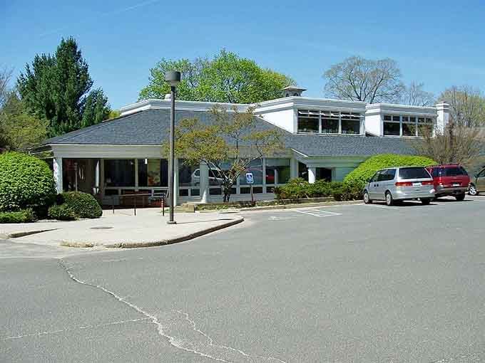 Mid-century modern meets small-town service at Woodbury's library, a quiet respite from your shopping expedition.