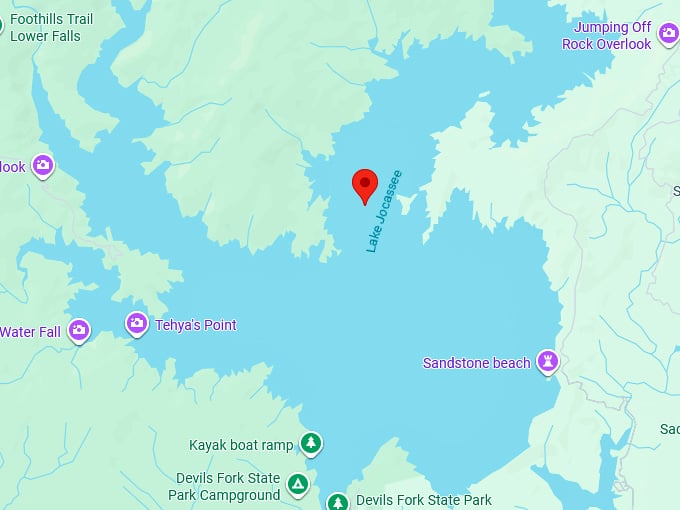16. lake jocassee map