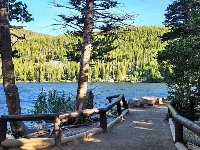 This viewing platform puts you front and center for the lake show, complete with rustic railings and million-dollar scenery.