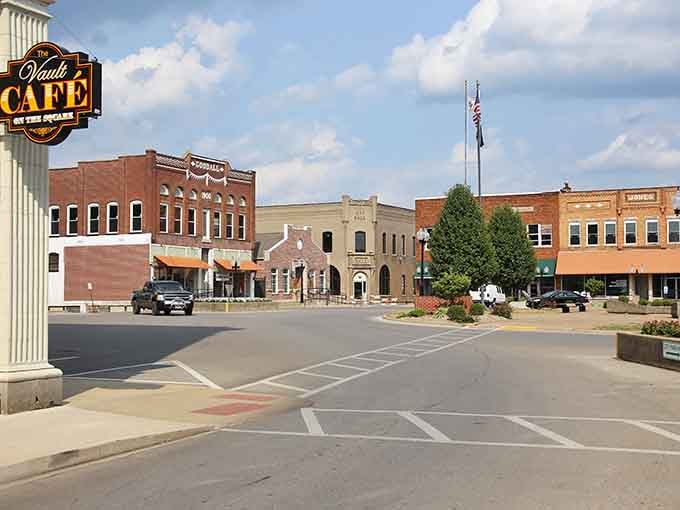 Wide-open streets and classic storefronts create a downtown where parking is easy and stress is optional.
