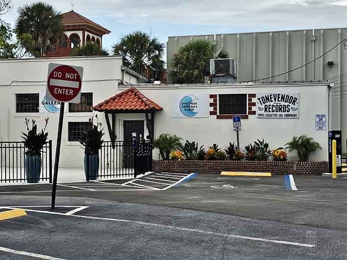 Palm trees swaying overhead while you browse for Beatles albums – this is record shopping done right, friends.