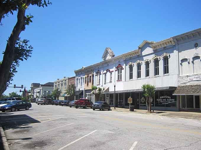 These buildings have seen decades pass by and still look better than most modern construction, no filter needed here.