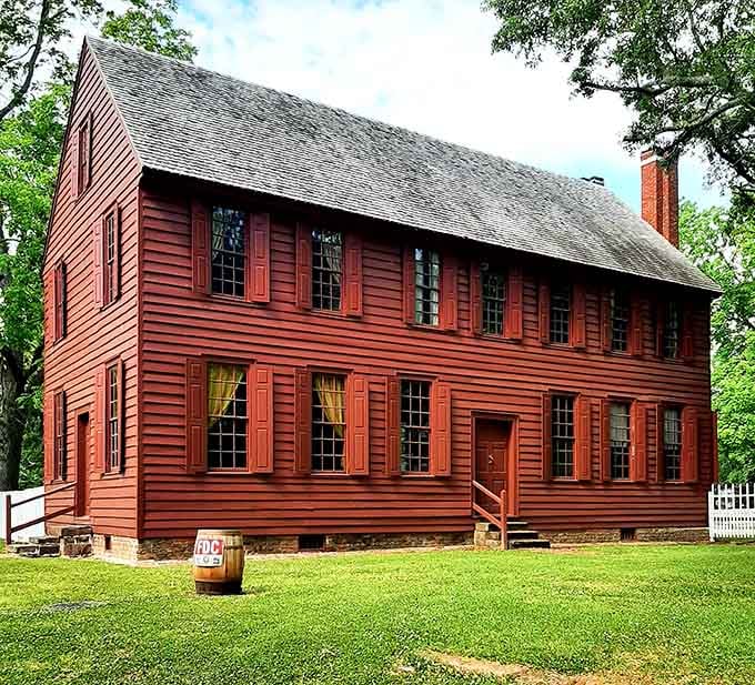 The Palmer-Marsh House stands as proof that 18th-century builders knew a thing or two about lasting impressions.