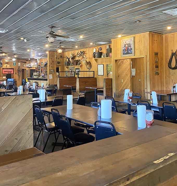 Wood paneling, wagon wheels, and mounted deer heads—it's like dining in the world's most delicious time capsule.