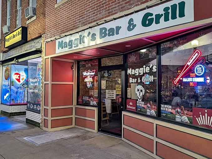 Maggie's Bar & Grill promises the kind of comfort food that makes you forget about your diet plans.