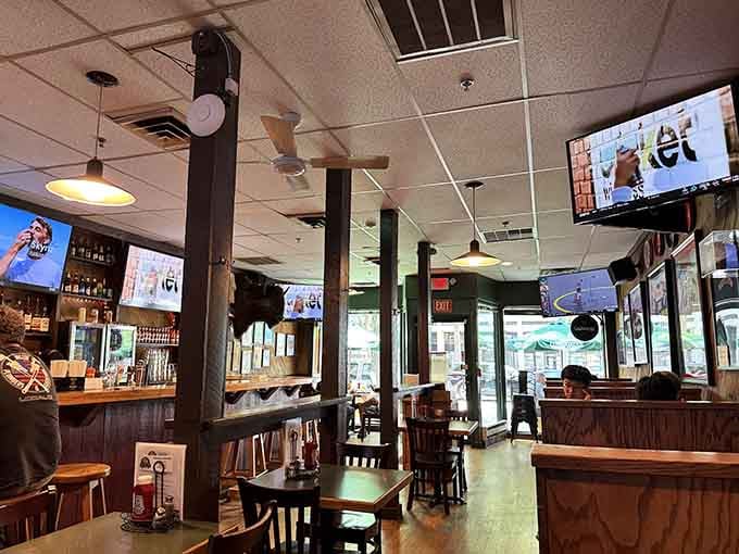Classic sports bar vibes with enough TVs to catch every game and cozy booths for settling in.