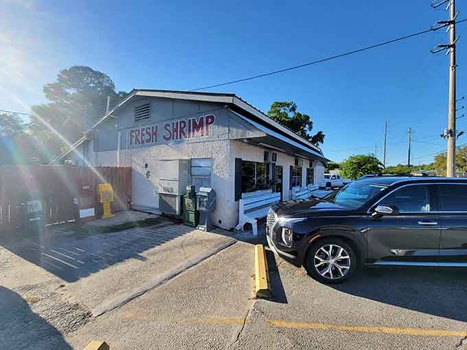 When a building literally tells you "Fresh Shrimp" in giant letters, you'd be foolish not to listen to its wisdom.