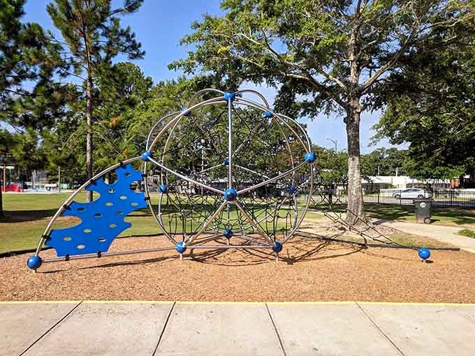 This geodesic climbing dome challenges young explorers to reach new heights, literally and figuratively speaking here.