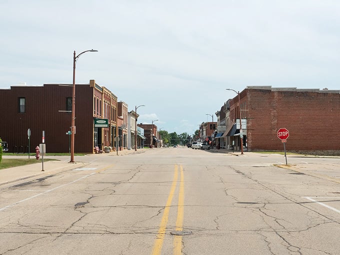 Wide streets and historic storefronts create the kind of downtown where people still wave from their cars.