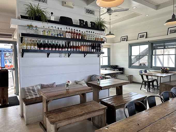 Rustic charm meets ocean views in this airy space where communal tables encourage new friendships over brunch.