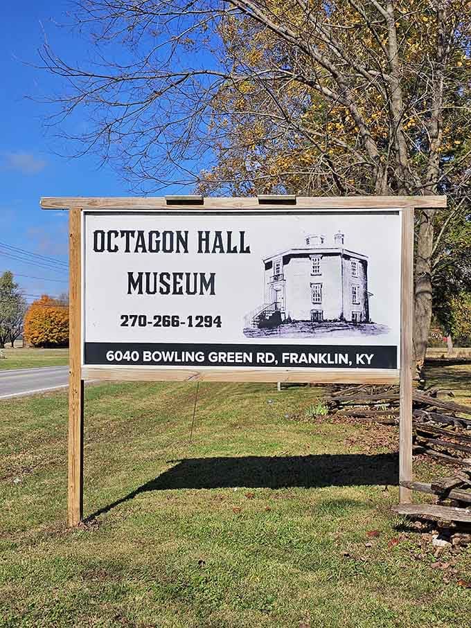 When your museum needs a sign, make it count with classic simplicity and unmistakable clarity.