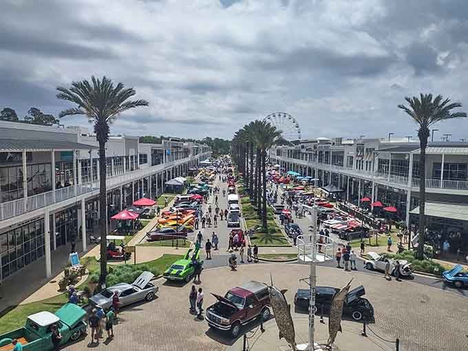 The Wharf brings entertainment, dining, and that iconic Ferris wheel together in one irresistible package.