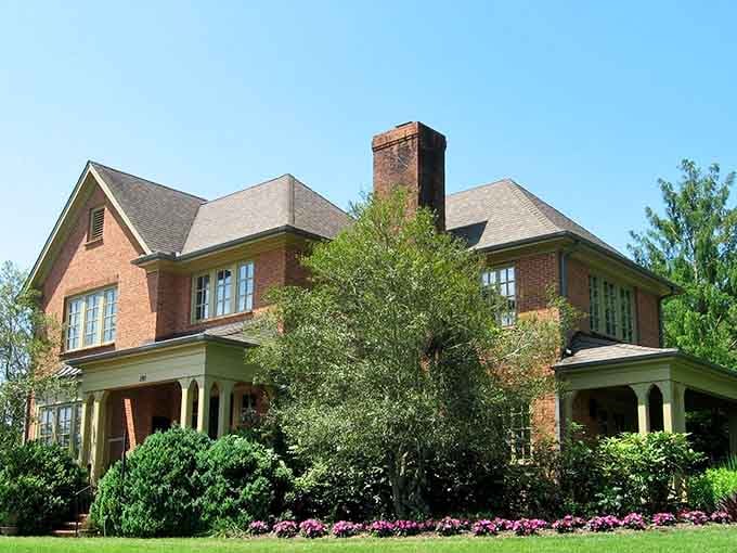 The visitor center welcomes you like an old friend, minus the awkward small talk.