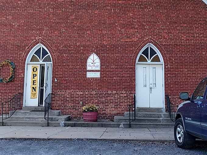 Those white arched doors have welcomed countless pilgrims seeking salvation through seriously good Southern-style comfort food.