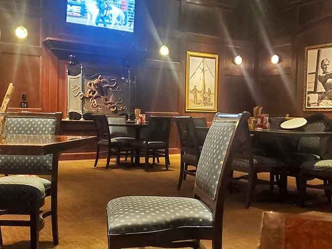 Leather booths and fishing memorabilia create an atmosphere that's part gentleman's club, part tackle shop, all fun.