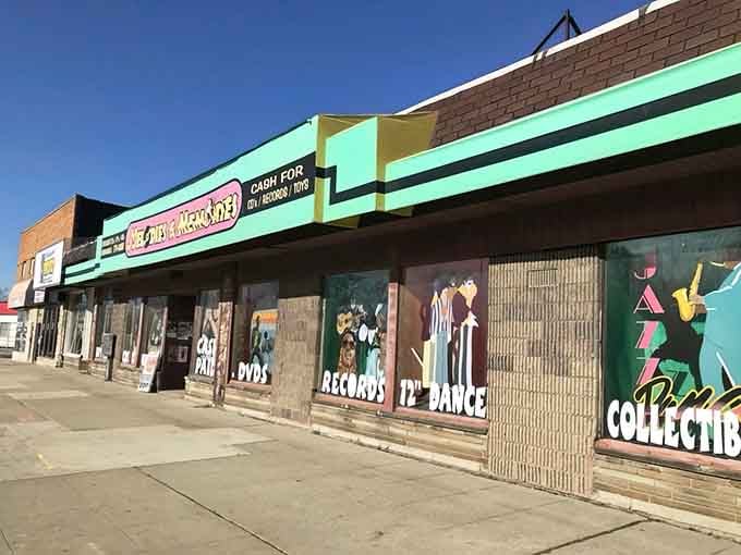 That retro pink and mint green exterior screams "records to dance to" louder than any jukebox ever could.