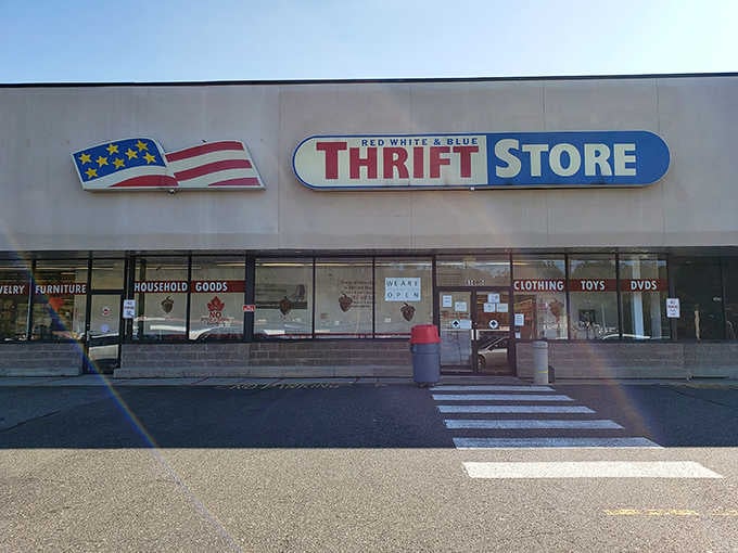 That patriotic sign says it all: bargain hunting is as American as apple pie and Sunday drives.