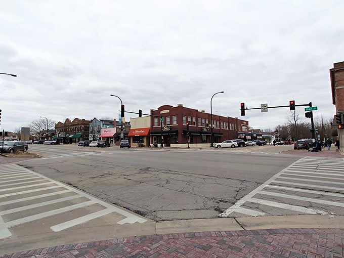 Wide-open streets and brick storefronts remind you that some towns still believe in breathing room and character.