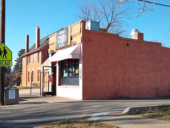 The corner location might be unassuming, but locals know this is where wing dreams come true.