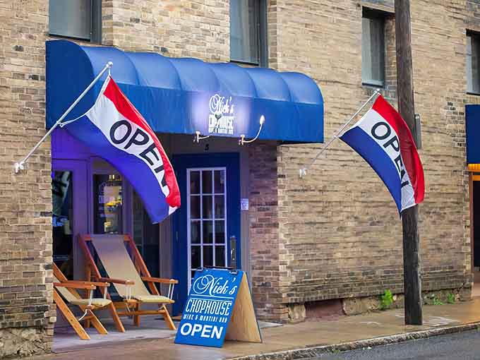 Those cheerful "OPEN" flags waving in the breeze are practically doing a happy dance inviting you inside for dinner.