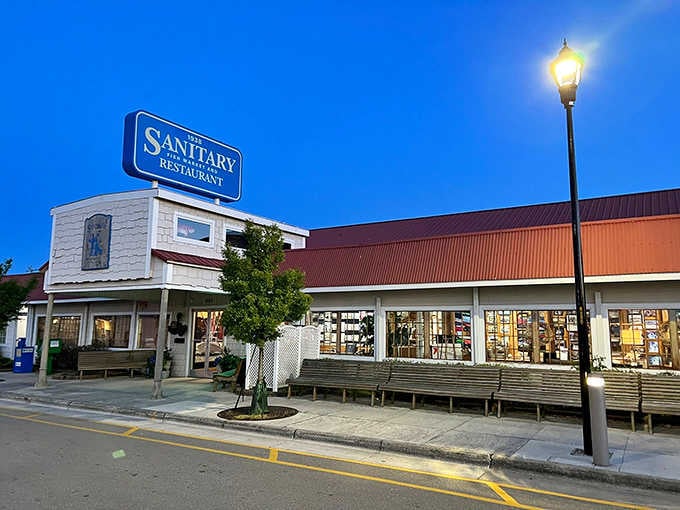 Blue hour transforms this classic fish market into something magical, with warm lights beckoning hungry travelers inside.