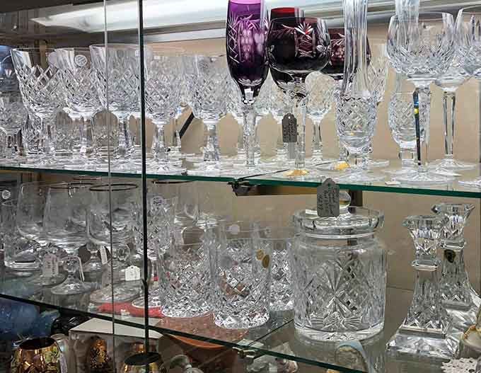 Crystal that makes you want to host dinner parties like it's 1955, when people actually used their good dishes.