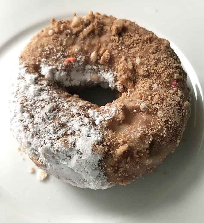 Half coffee cake, half powdered sugar perfection, this beauty can't decide what it wants to be when it grows up.
