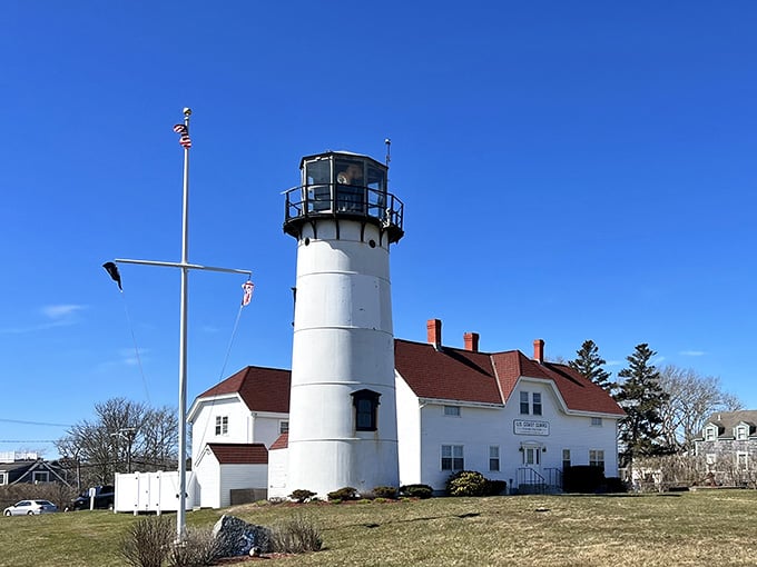 The Chatham Light has been photobombing vacation pictures since 1808, and honestly, it never gets old or tired of it.