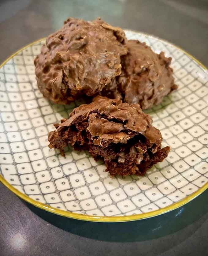Chocolate macaroons so rich and fudgy, they'll make you forget every diet you ever attempted.
