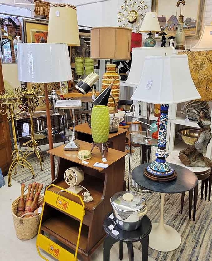 Lamp collectors, prepare your wallets: this display showcases lighting from decades past in gloriously mismatched splendor.