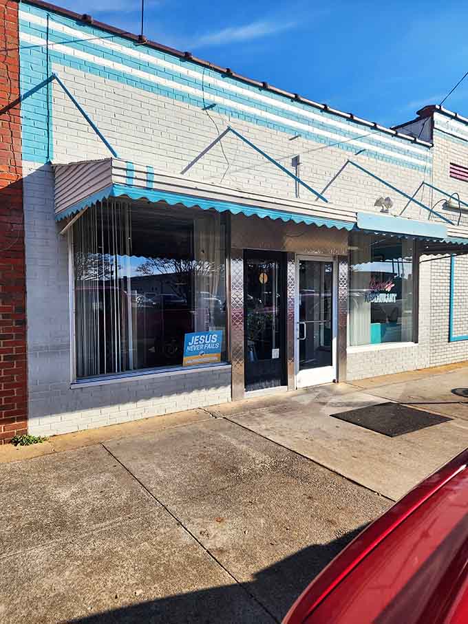 Oscar's Restaurant serves up meals that remind you food doesn't need a fancy name to taste incredible.