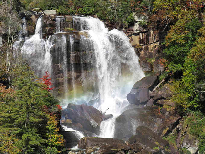 When the falls roar at full force, you'll feel the mist on your face from the overlook deck.