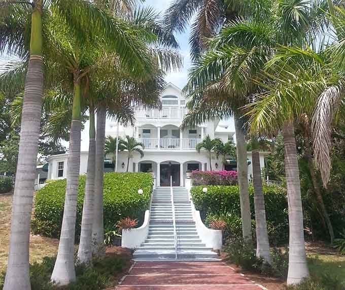 The Collier Inn rises like a grand dame from another era, all white columns and Southern charm without the pretension.