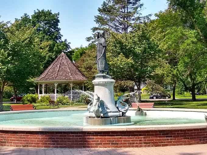 Windom Park's fountain and gazebo combo: proof that simple pleasures never go out of style.