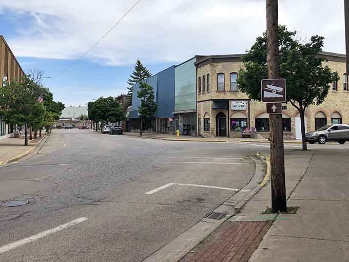 Wide streets and historic buildings create the perfect backdrop for a slower, more affordable chapter of life.