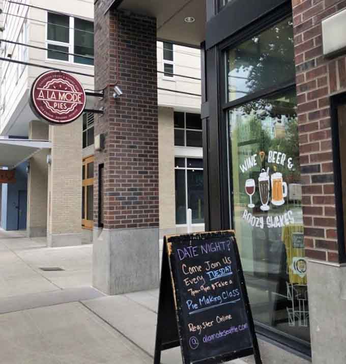 That chalkboard invitation to pie-making class might just be the most tempting Tuesday night offer you'll see.