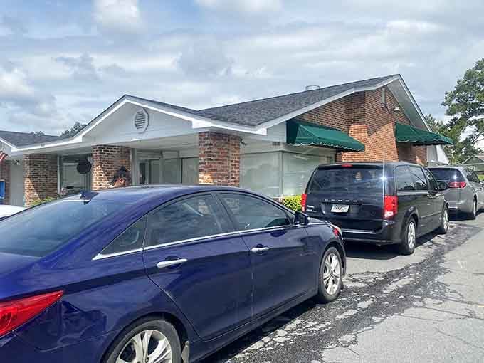 When the parking lot's this full, you know something good is happening inside. Small-town restaurants don't lie about their popularity.