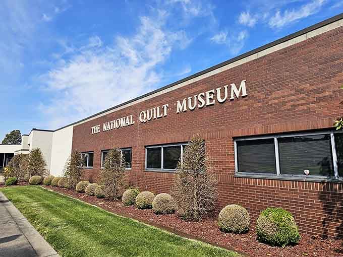 The National Quilt Museum: where fabric art gets the respect it deserves, finally.